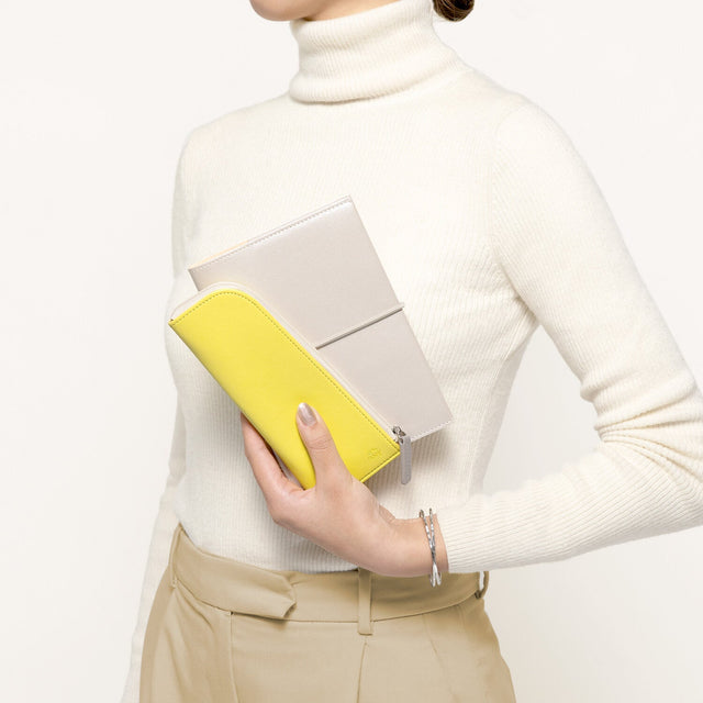 SUNNY FLAT PEN CASE / Iroha – bungu